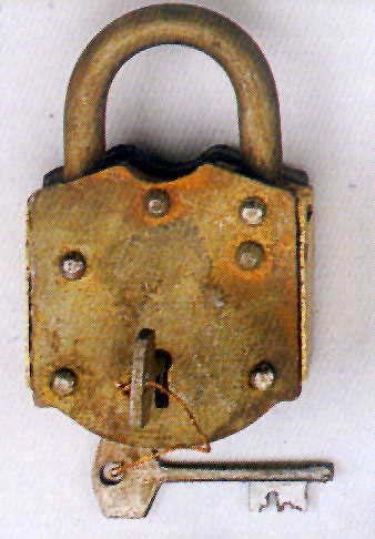 Antique Style Metal Lock & Key - Globe Imports