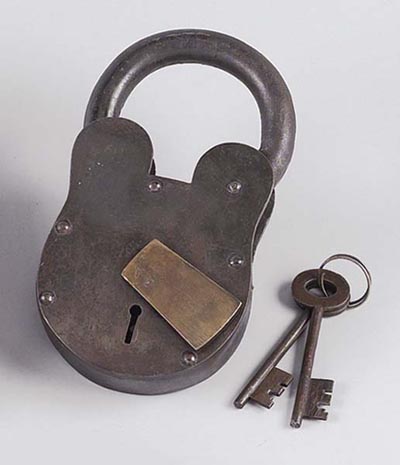 Antique Style Metal Lock and Key - Globe Imports