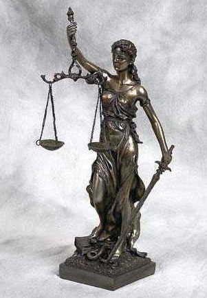 Statue of Justice - Globe Imports