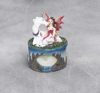 Polyresin Fairy Box - Globe Imports