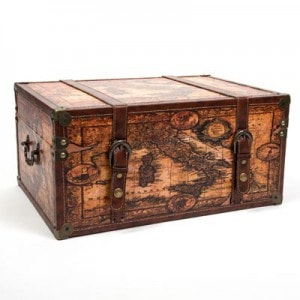 Set of 3 Old World Trunks - Globe Imports